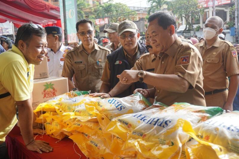 Pemkab Karangasem Luncurkan Gerakan Pangan Murah Jelang Idul Fitri 2024 | Bali Tribune